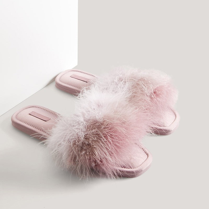 Pink feather slippers – Doll Crush